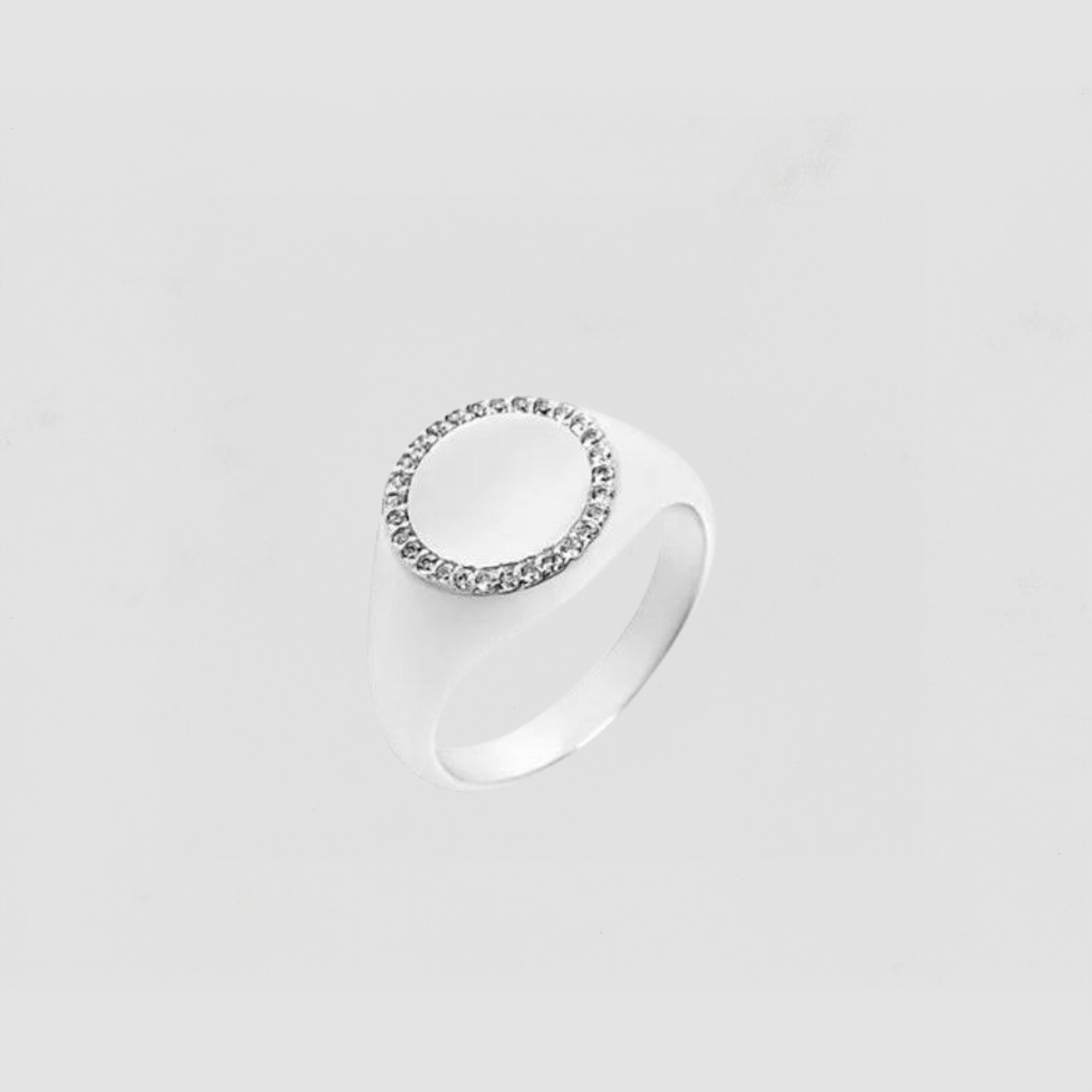 The Pavé Disc Signet Ring GOLD VERMEIL / 5 | The M Jewelers